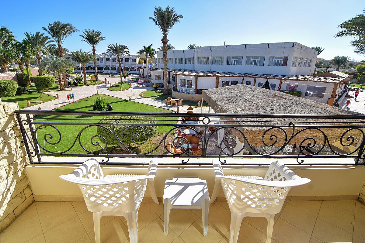 Aladdin Beach Resort - Egypt | CK FISCHER